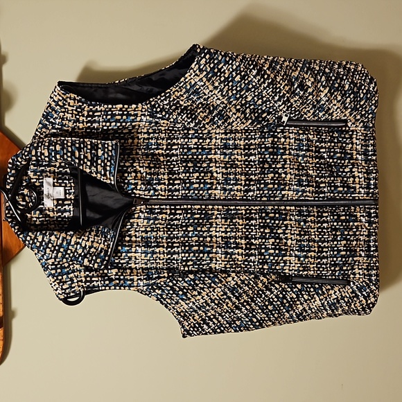 CJ Banks | Jackets & Coats | Quilted Vest | Poshmark